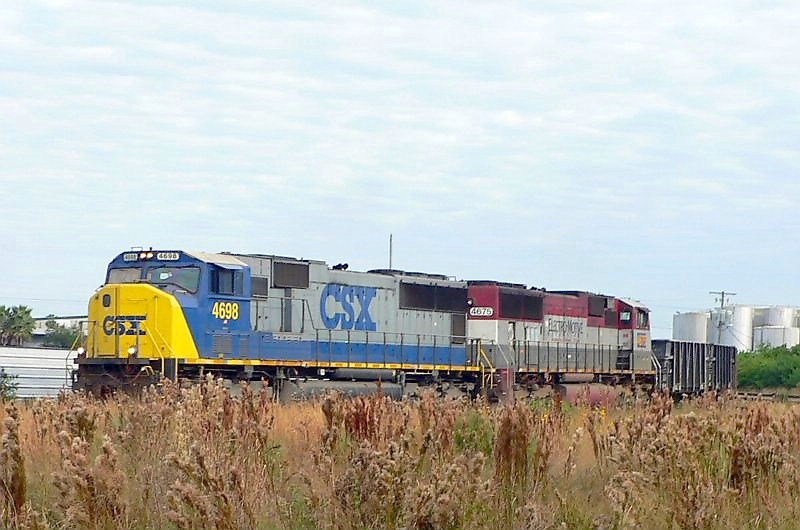 CSX 4698